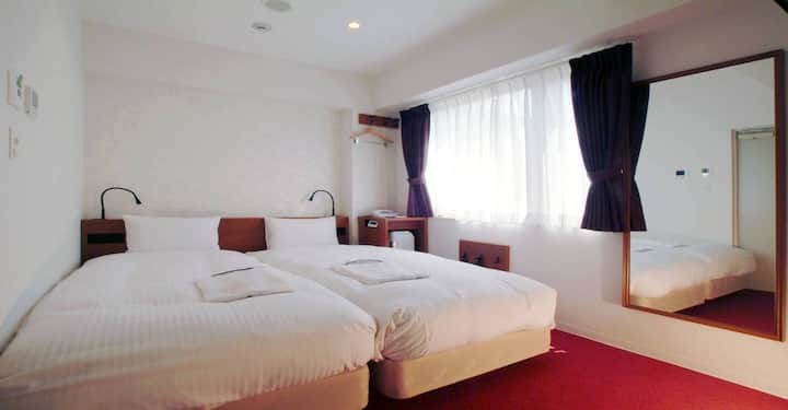 Located Near Dotonbori And Kuromon Market. - Osaka