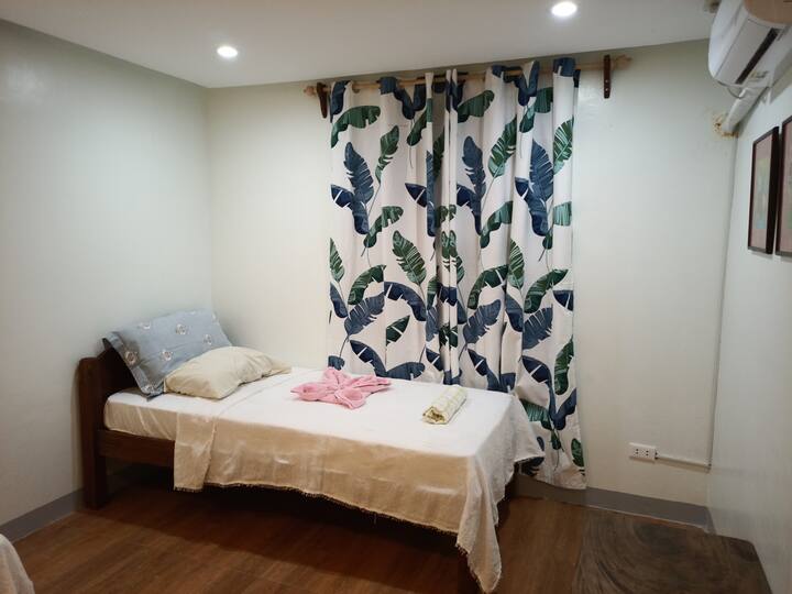 The Schaun Room @Mama Tita's Bnb - San Jose de Buenavista