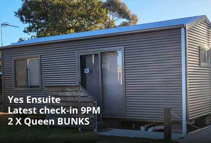 2 Queens With Bath (Cabin 15) - Lake Boga