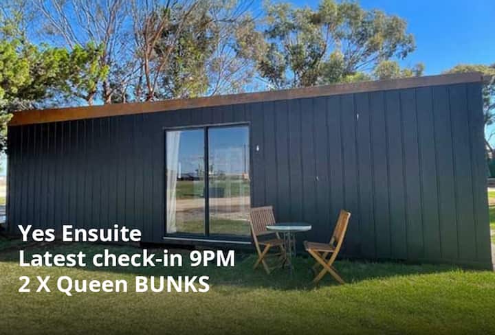 2 Queens With Bath (Cabin 6) - Lake Boga