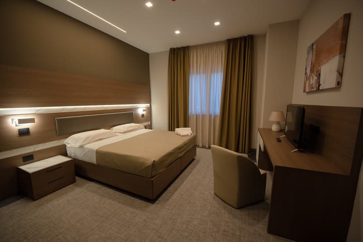 Building Hotel Caserta - Camera Matrimoniale 2 - Aversa