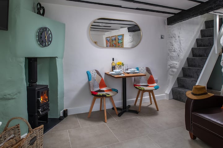 Renovated Welsh Cottage, Log Burner, Dog Friendly. - Gwynedd