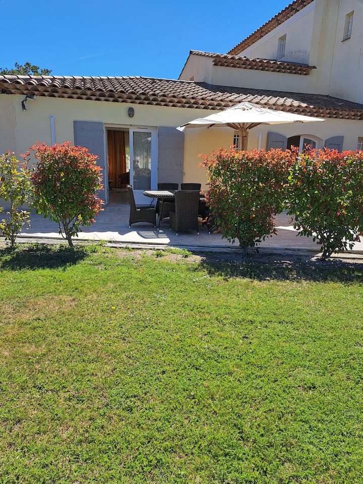 Logement Dans Un Beau Jardin  à 5mn D'aix - Aix-en-Provence