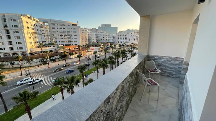 Appartement Idéal Au Centre-ville Proche Plage/tgv - 탠지어