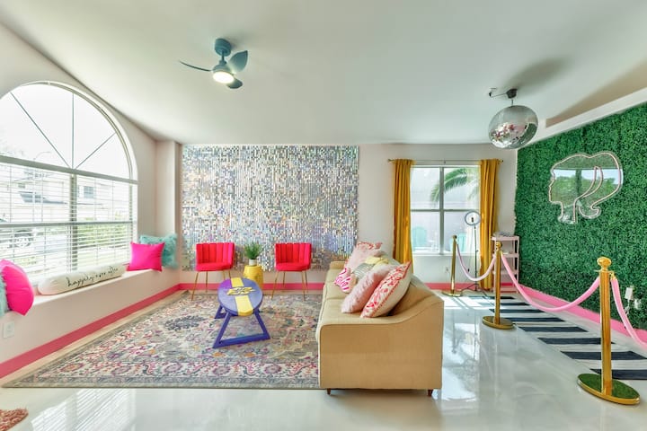 Iconic Barbie Dream House | Pool & Fun - Glendale, AZ