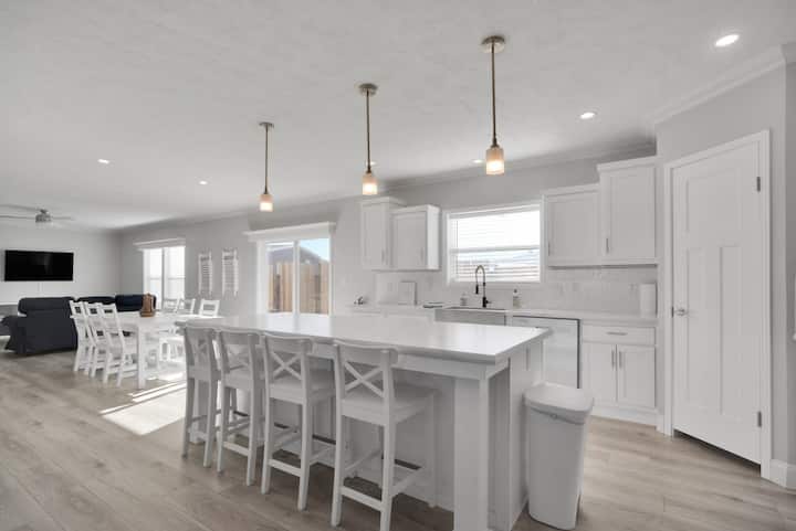 Entire Kid & Dog Approved Taos 4br/3ba With Grill - Taos, NM