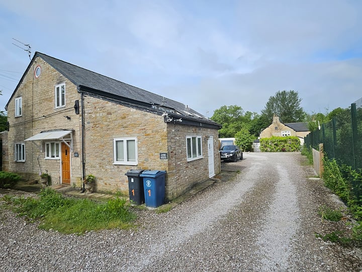 Cosy Two Bedroom Cottage Wi-fi - Ormskirk