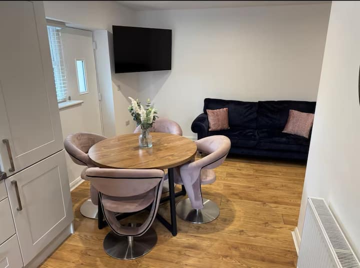 Newly Constructed Town House - Keighley