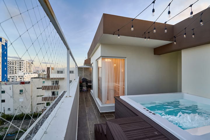 Luxury Penthouse – 5 Br W/ Private Jacuzzi&terrace - Santo Domingo