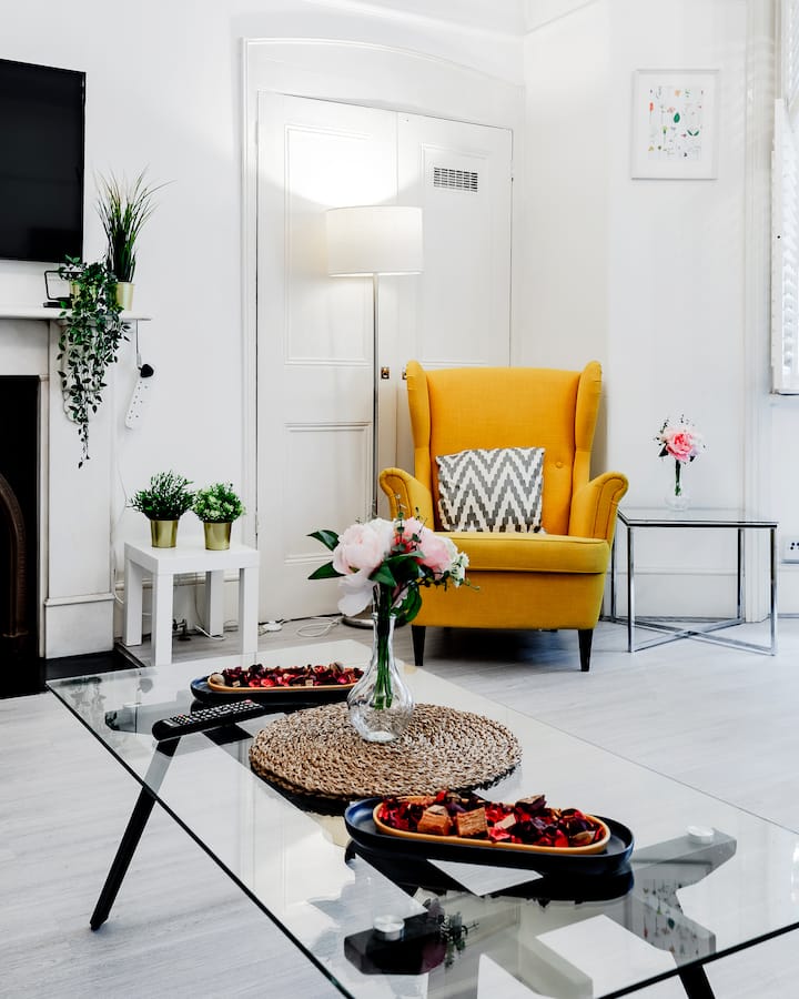 Luxurious & Spacious 2br Apr  In Earls Court! - Fulham