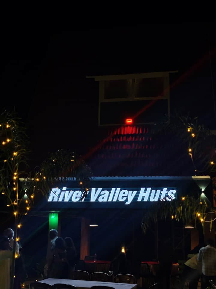 Luxury Cottage Suite-a201 River Valley Huts - Wayanad