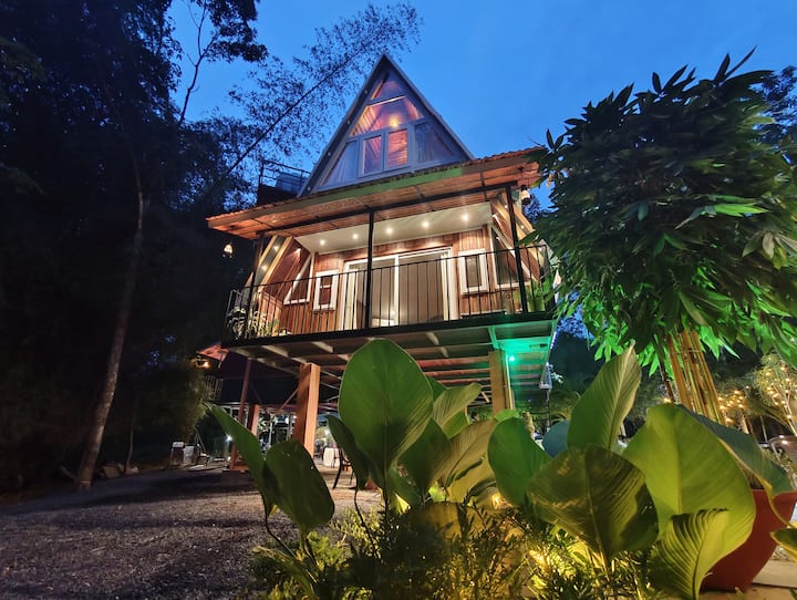 Luxury Cottage Suite-a202 River Valley Huts - Wayanad