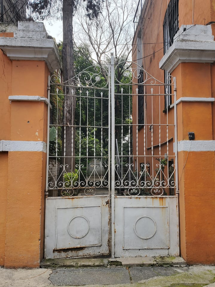 Casa Pequeña - Mexico City