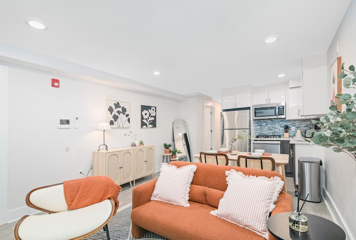 Heart Of Downtown Jc |Walk To Path| 15 Min To Nyc! - Brooklyn, NY