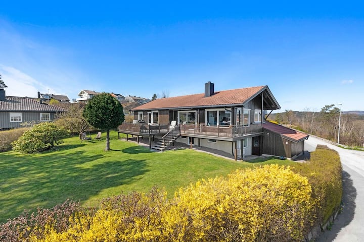 5-stjerners Hjem- Fantastisk Utsikt I Kristiansand - Kristiansand