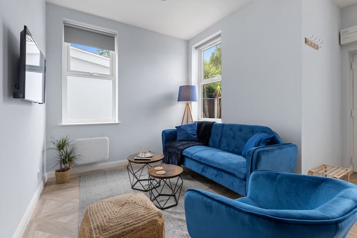 Modern Apartment Twin Room | Free Parking |Suite 3 - Nottingham