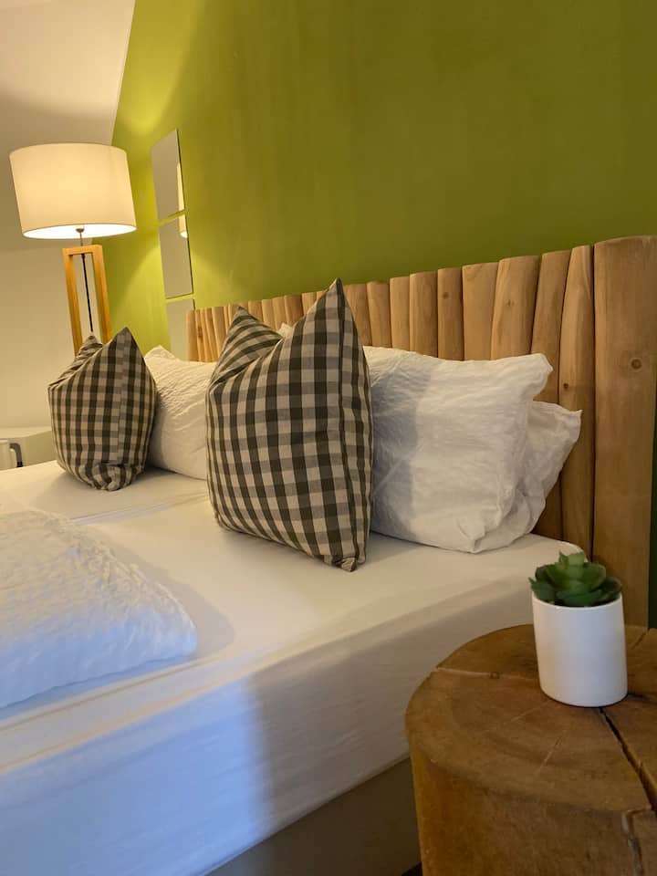 Zimmer Im Rehmanns Hof + Morgendlichen Frühstück - Velbert