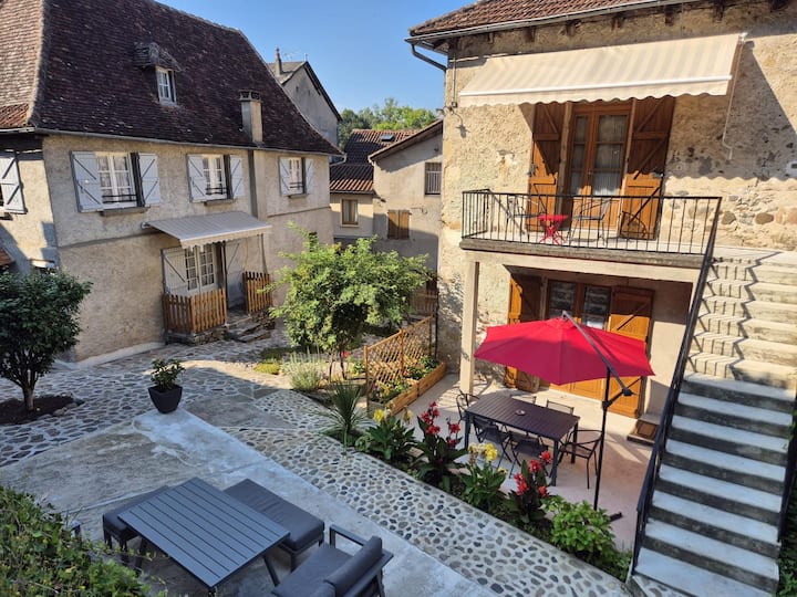 Deux Maisons De Vacances Sur La Propriété - Corrèze