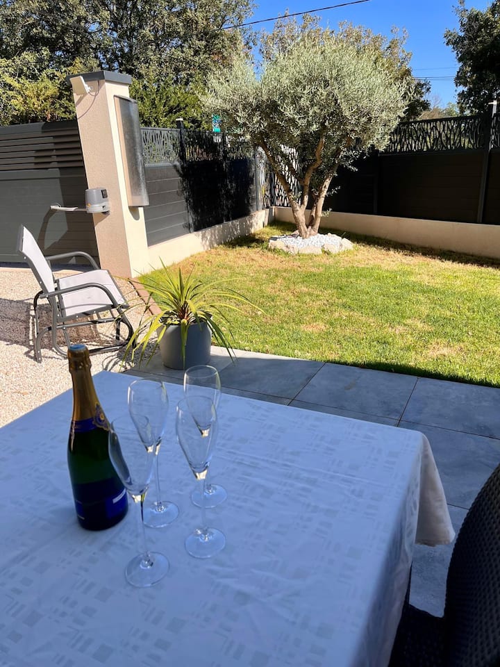 Maison La Villa Rustica 3* Avec Grand Jardin - Venelles
