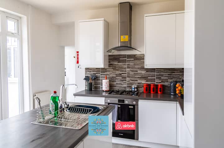 10% Off • Family Retreat • Wifi • Near Hagley Park - Shropshire