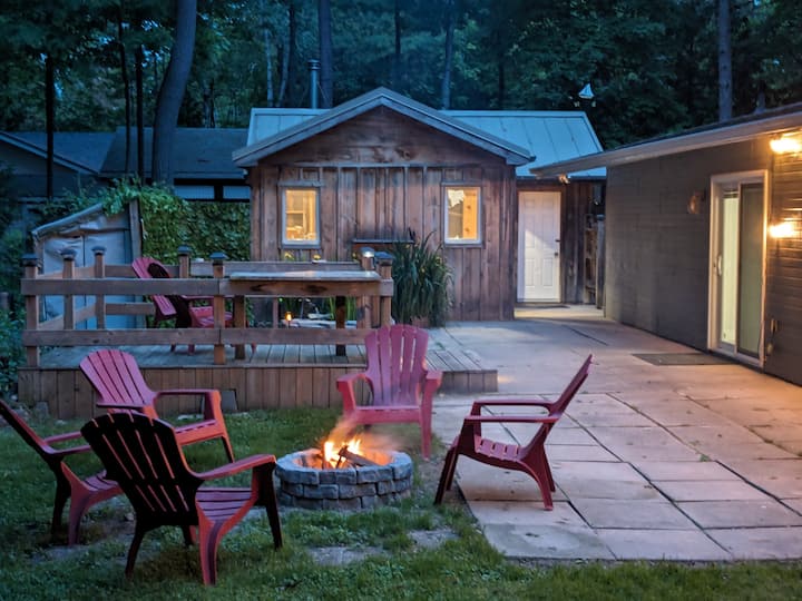 Family Cottage | Softub |Games | Near Grand Bend - Ontario