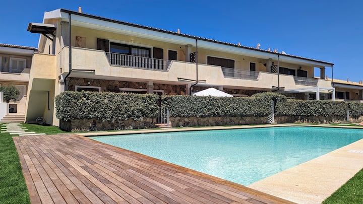 Apartment With Pool - Luna Ruja Palau - Palau