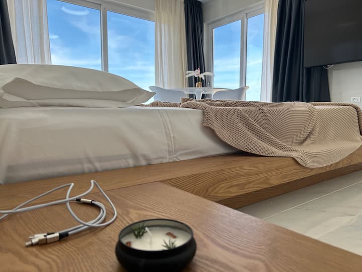 Luxury Deluxe Open Space Apartment - Orosei