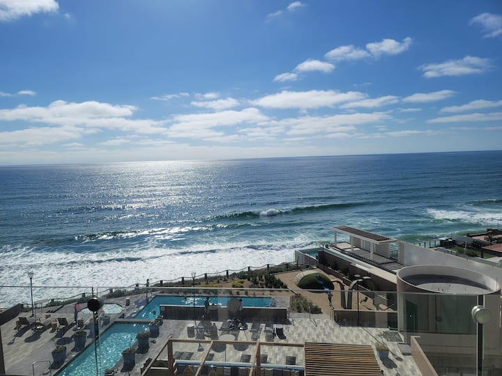 Oceanfront Oasis - Tijuana