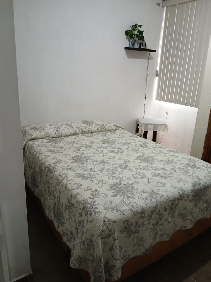 Habitación A 5 Min De Fundidora Para 2 Personas - Monterrey