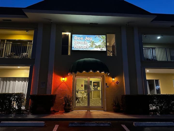Dee Jay Beach Resort One Bedroom Apt - Fort Lauderdale, FL
