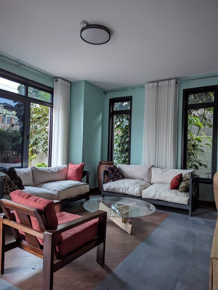 Elegant Room In Kigali Near Canal Olympia Cinema - Rwanda