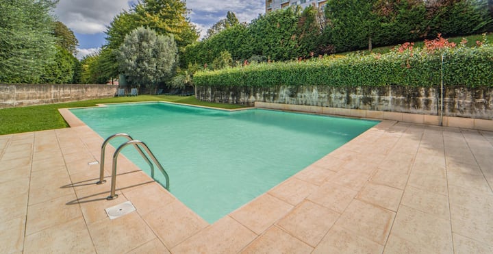 Apartamento  Com Piscina! - 브라가