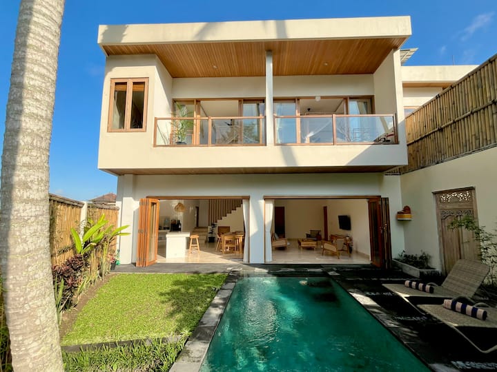 Hidden 2br Villa, Your Own Pool & Peaceful Privacy - Ubud