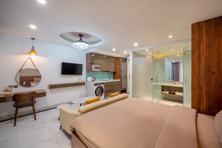 Sunny Studio| Mountain & Sea View | 5mins To Beach - Da Nang