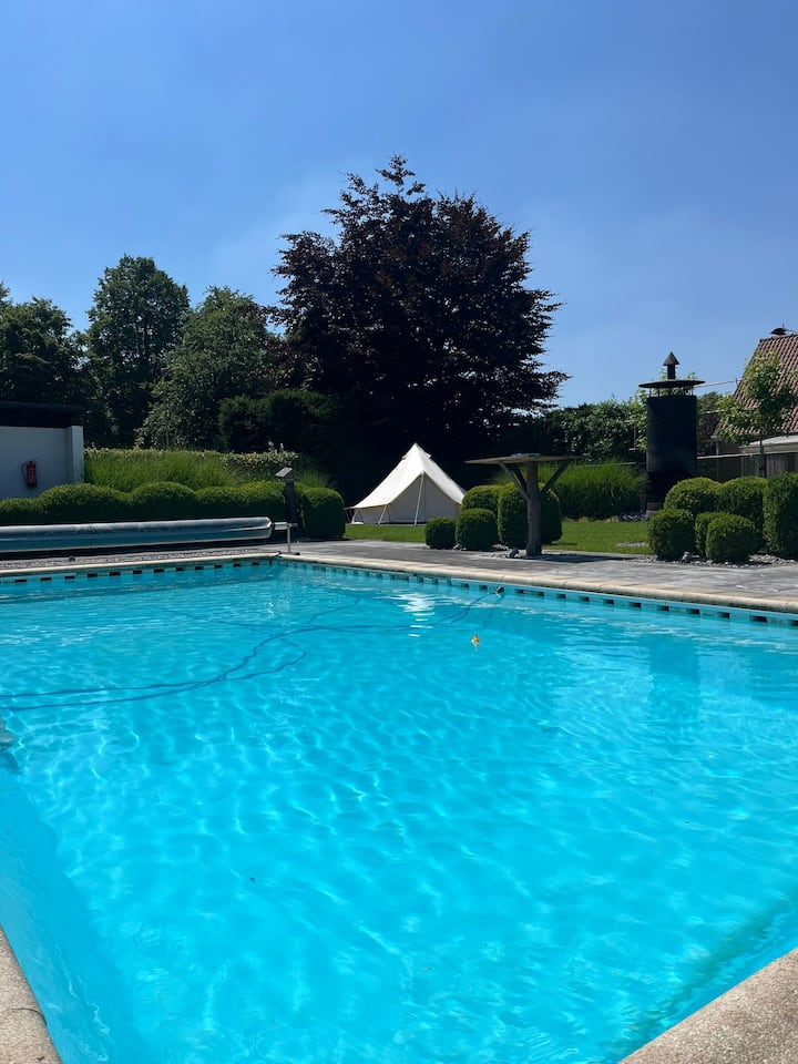 Glamping Met Zwembad & Jaccuzi - Valkenswaard