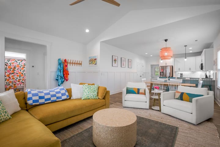 Kid & Pet Friendly | 5 Min To Beach |Coastal Oasis - Oak Island, NC