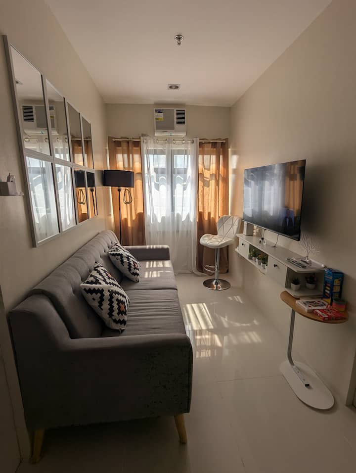 2br Cozy Condo Near City Center - Cebu