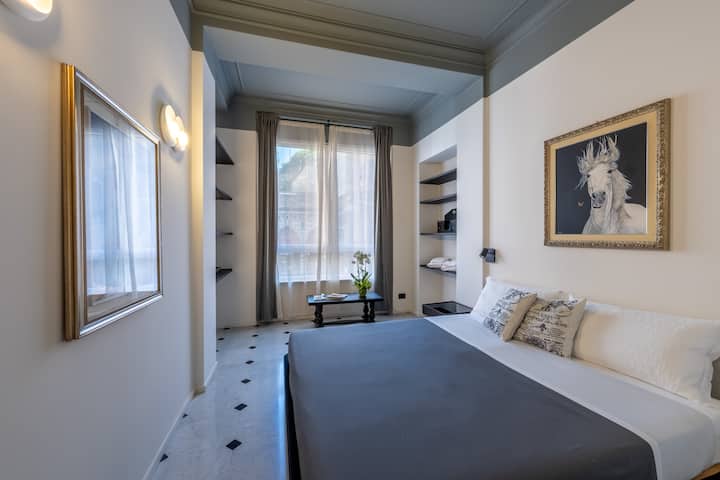 Gisella Home | City Centre | 2 Bedrooms - Genoa
