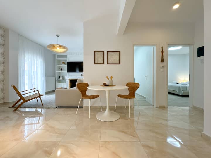 Πολυτελές Διαμέρισμα Στο Κέντρο Της Πόλης D2  Guya - Thessaloniki