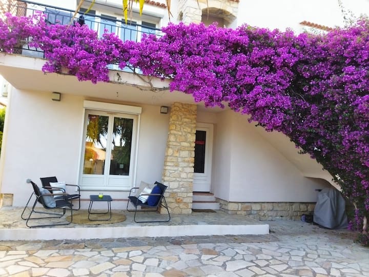Appartement 3 Pièces De 55m2 à Hyères (Var) - Presqu'île de Giens