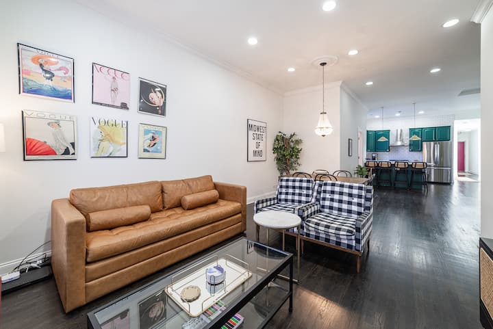 Art Deco Inspired Designer 2br Loft In West Town - Lincoln Square - Chicago