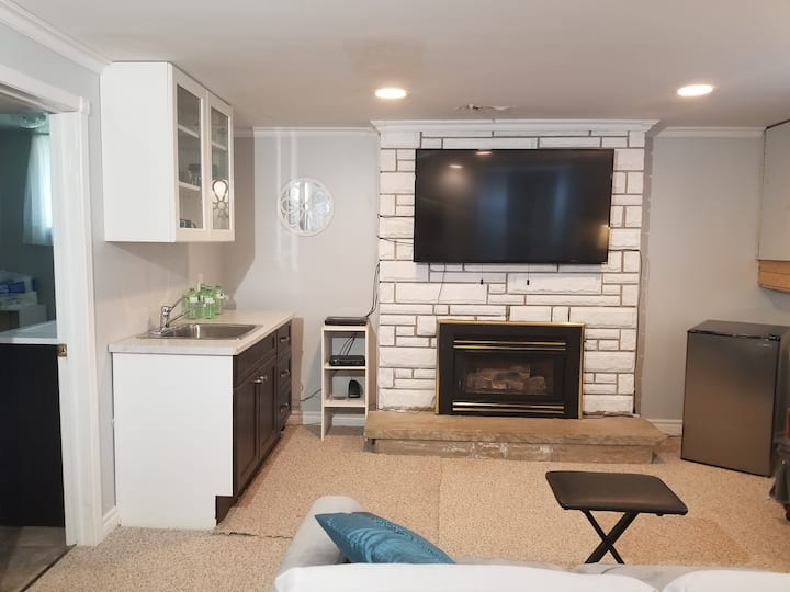 Blue Spruce Room - Kingston