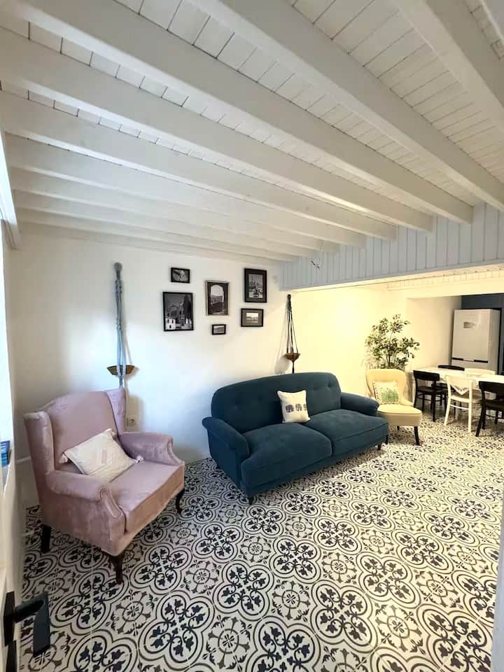 Blue Door 

{6 Misafir - 3 Yatak Odası} - Ayvalık