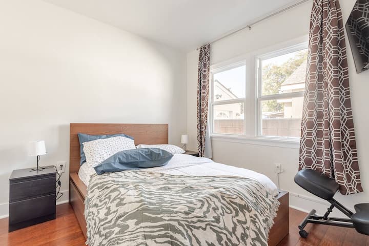 Chambre Cozy Et Moderne Avec Salle De Bain Privée - South Gate, CA
