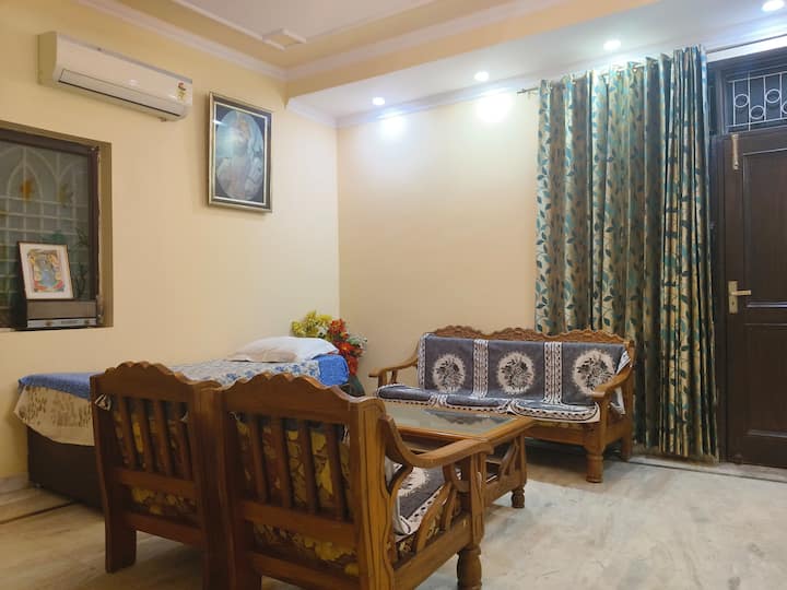 Nagpal Villa 2 Bhk Home Stay New Delhi India - Delhi