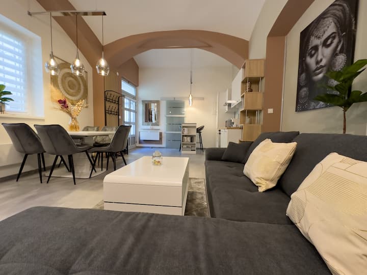 Hiša Nakita Adamas | Apartment Gold - Celje Center - Celje