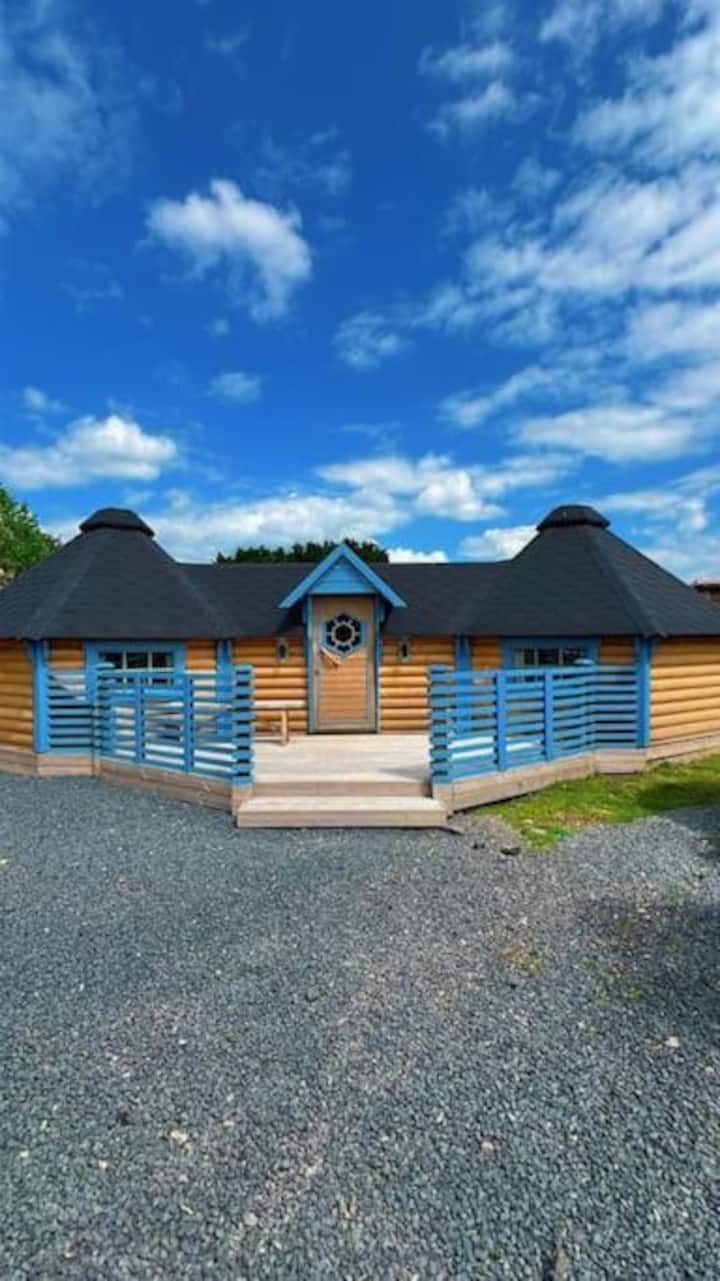 Sunset Retreats The Double Hobbit - Worcester