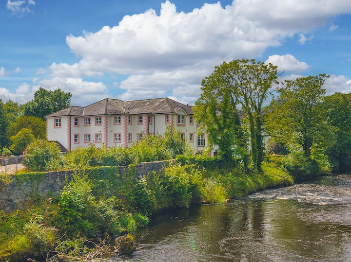 The Hytte, 19 Greta Grove House - Keswick