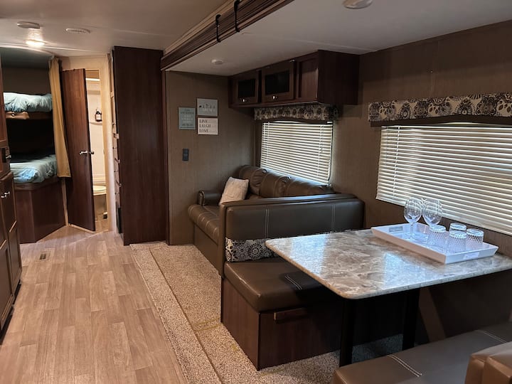 Glamping Retreat W/ Ac & Pool! (40min To Sequoias) - Visalia, CA