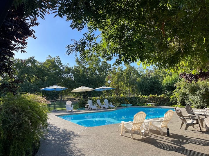 Glamping Retreat W/ Ac & Pool! (40min To Sequoias) - Visalia, CA